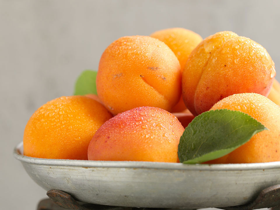 Pêssego Maracotão – Sabor e doçura que alegram o seu coração!